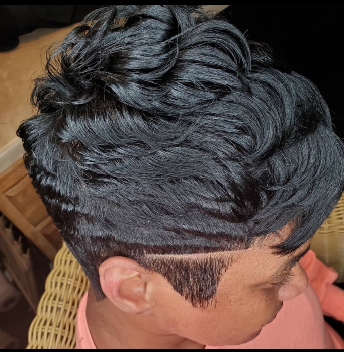 Schedule Appointment with Phenomenal Cutz And Styles LLC.