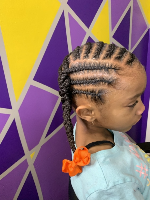 Schedule Appointment with Divine Ray Hair studio