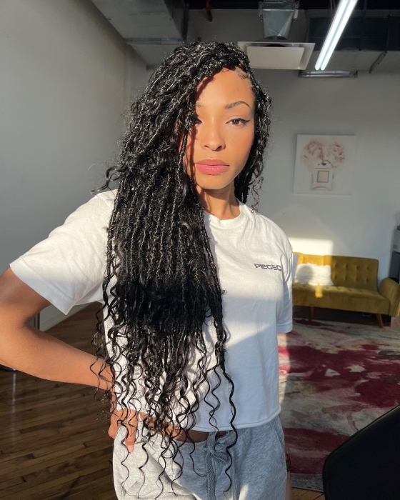Schedule Appointment with SO EXTRA FAUX LOCS